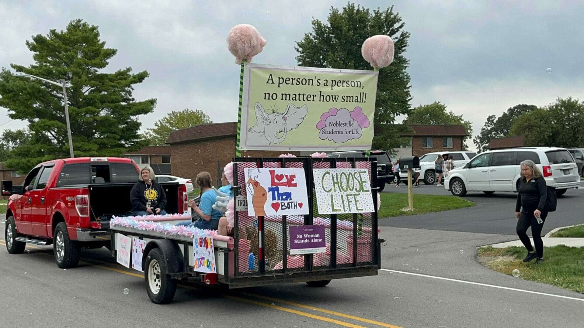 This SFLA Stevens Fellow Created a Pro-Life-Themed Homecoming Float ...
