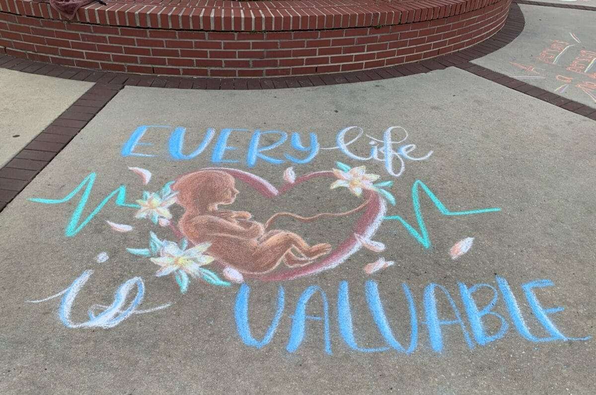Vote Now: Top 10 Chalk Art Displays from National Pro-Life Chalk Day ...