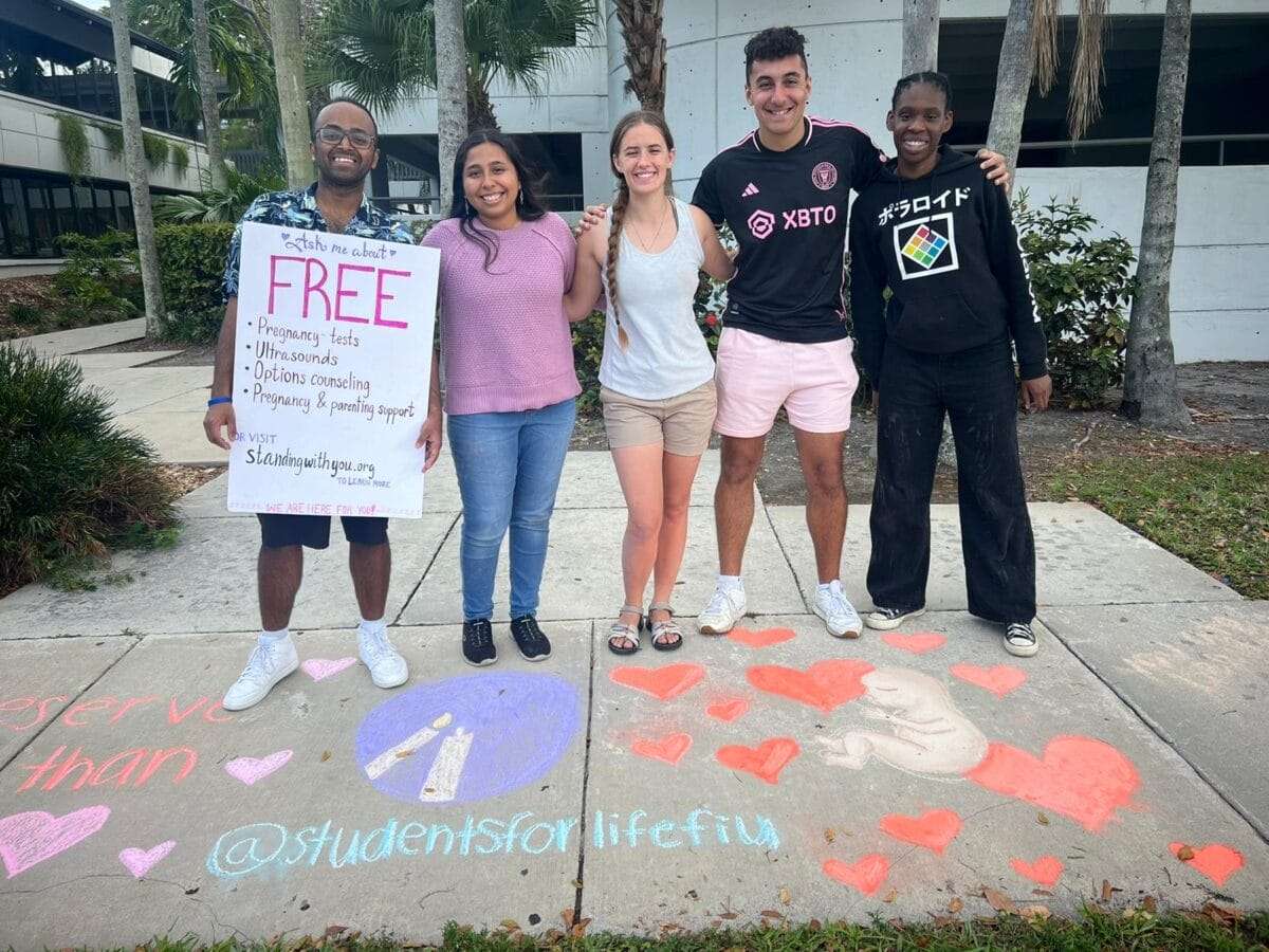 Vote Now: Top 10 Chalk Art Displays from National Pro-Life Chalk Day ...